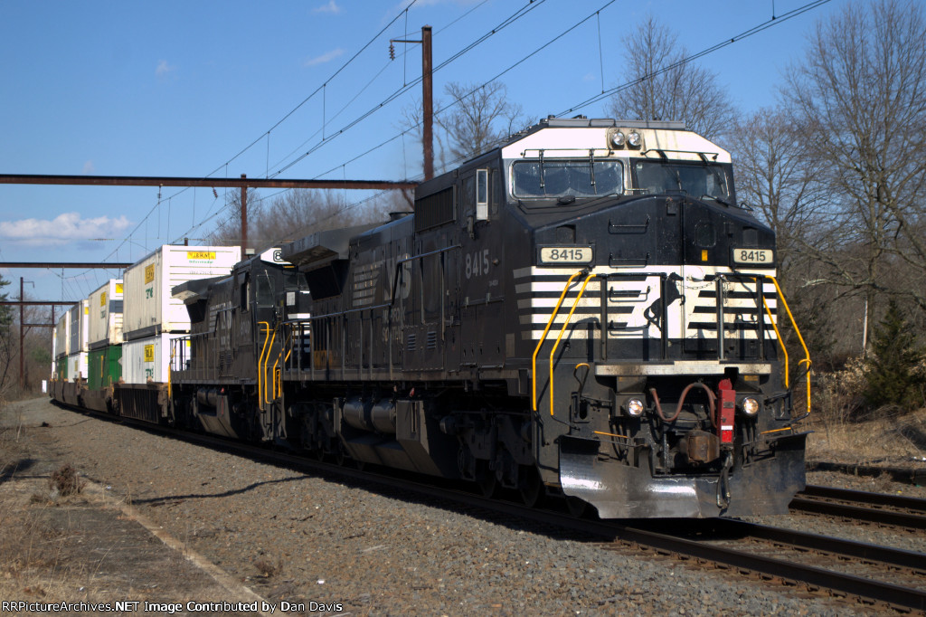 NS C40-8W 8415 leads B100-15